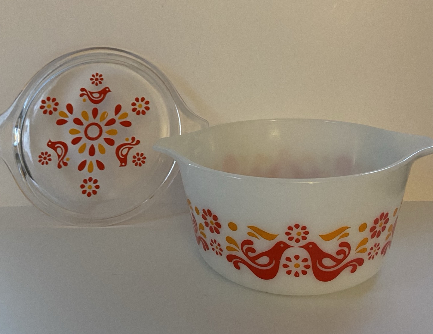 Pyrex Friendship Bowl With Matching Lid 473-1 Quart 8” X 3.5”
