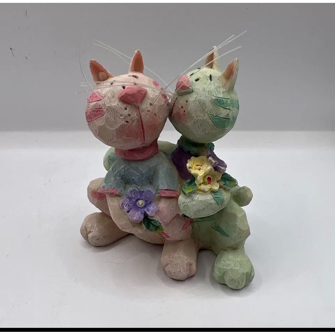 Pastel Resin Cats Figurine Nylon Whiskers