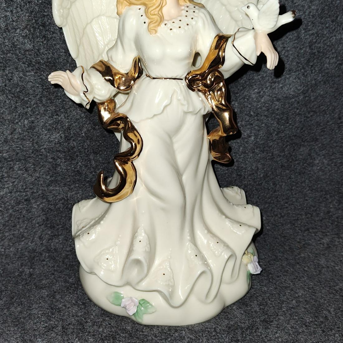 Classic Treasures Angel and Dove