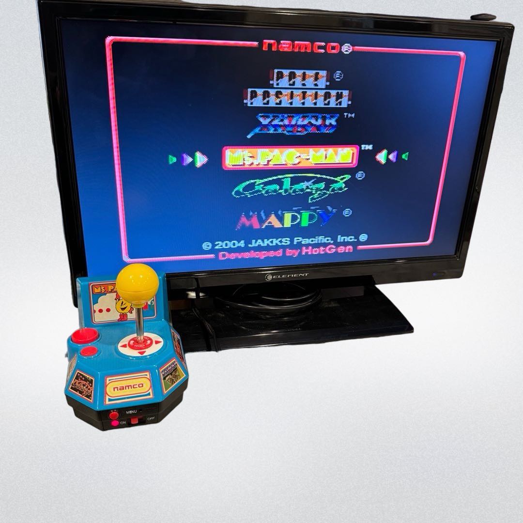 Ms. Pac-Man 5 in 1 Plug and Play 2004 Jakks Pacific TV Namco Tested Blue