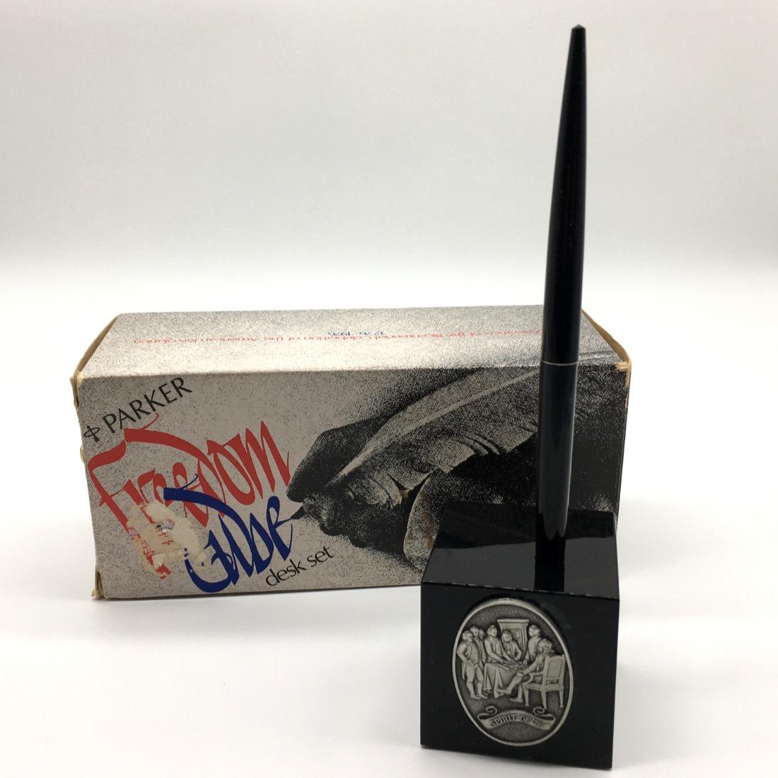 Parker Vintage FREEDOM CUBE Desk Base w/Pen SPIRIT OF 76 Pewter Badge ...