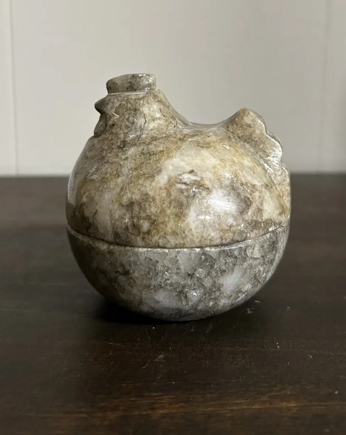 Marble Hen & Marble Eggs Trinket Box