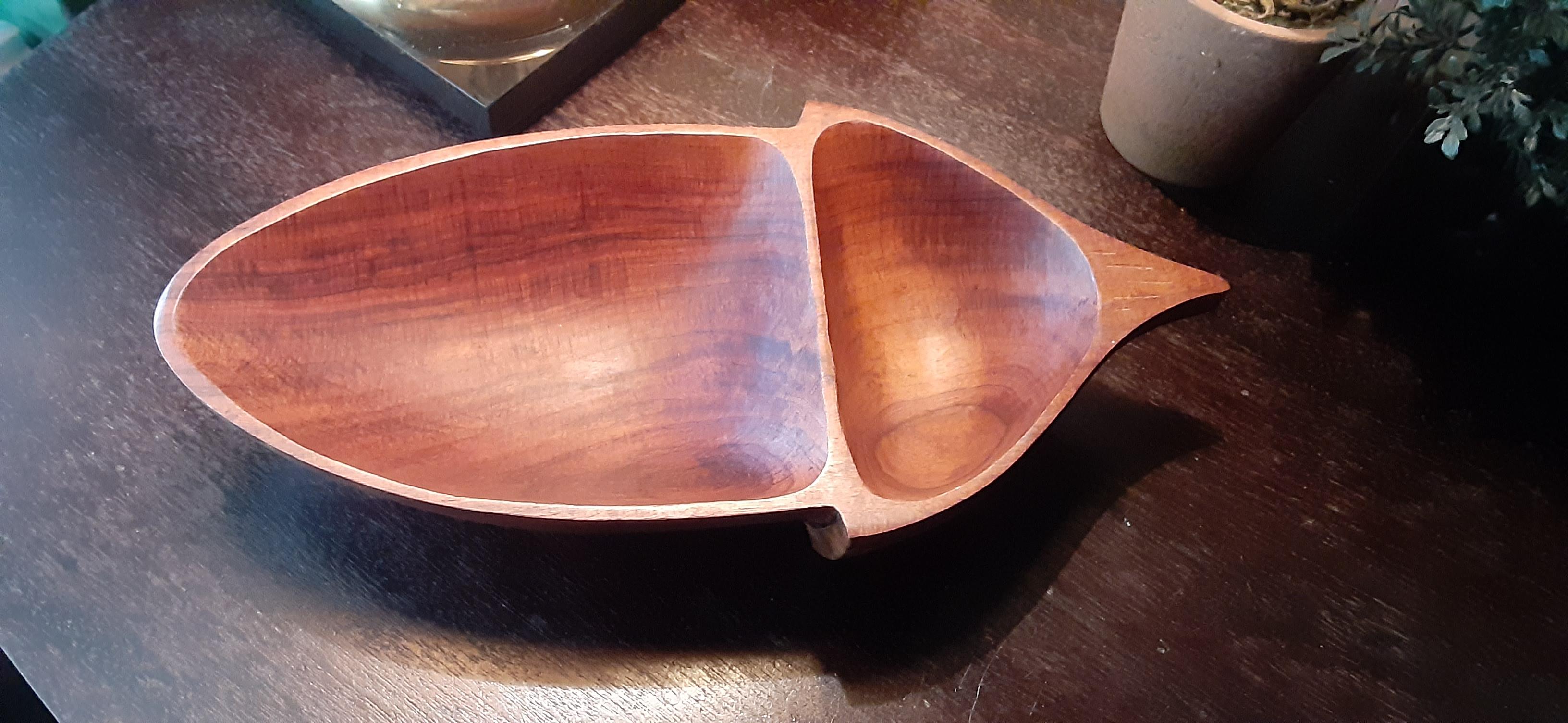 Nice Vintage Carved Wooded Divided Bowl Wooden Serving Bowl Acorn Dish ...