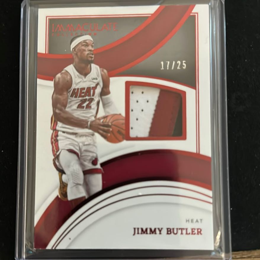 2021-2022 Jimmy Butler /25 Immaculate