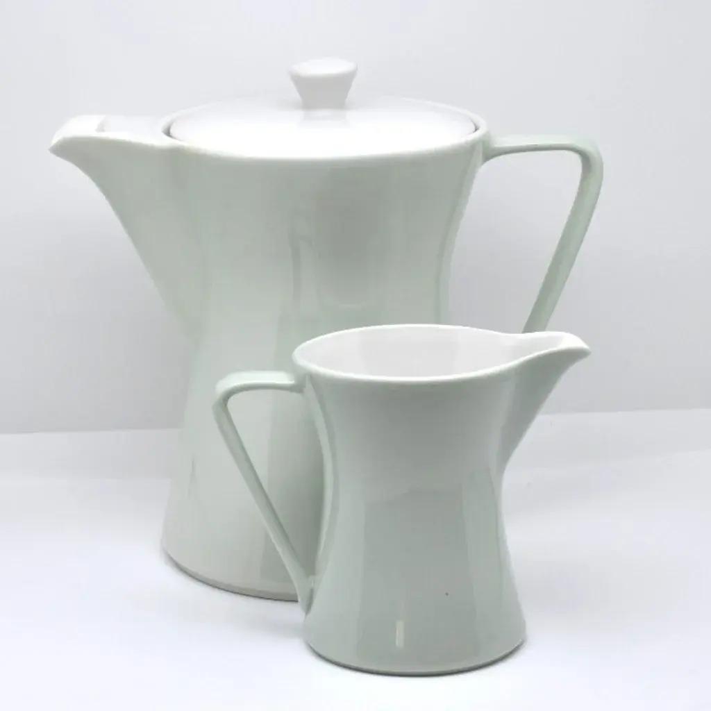 Lilien Porzellan Daisy, Pitcher and Creamer Austria, Mint Green