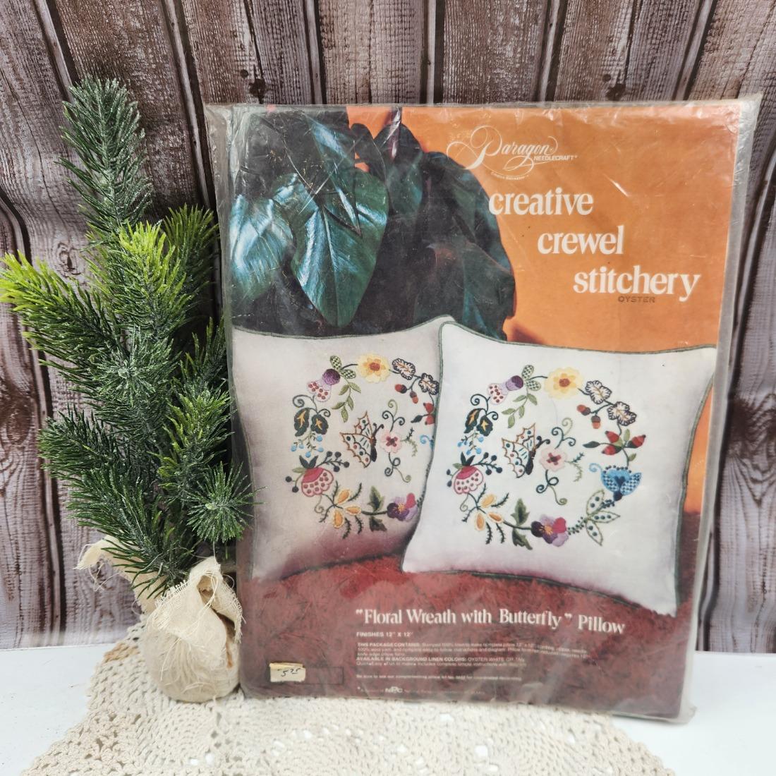 Vintage 1973 Paragon Creative Crewel Stitchery Pillow Kit 12x12 0861