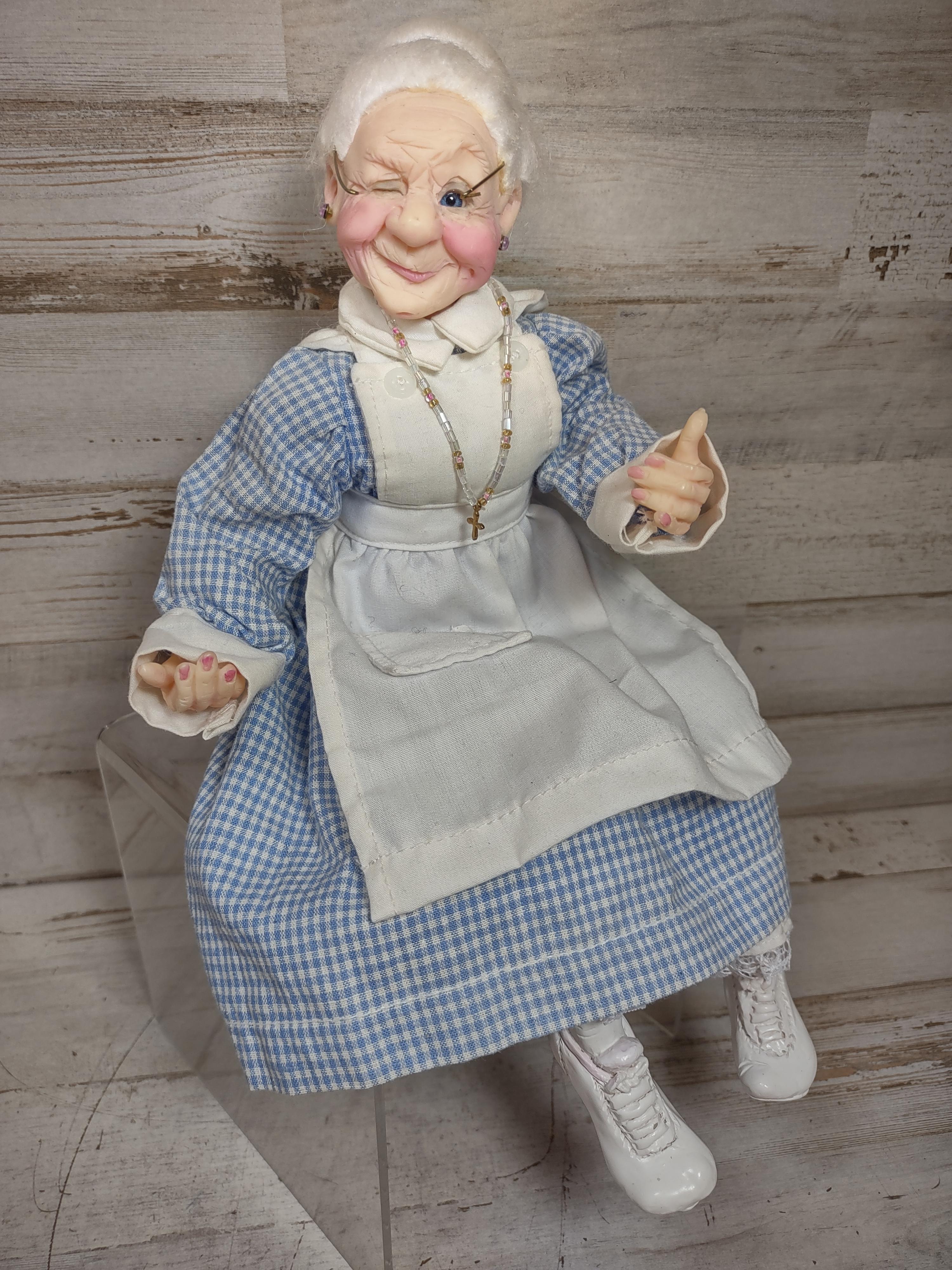 Vintage Jacqueline Kent JKC Doll Grandma Granny Blue Dress Winking *READ*