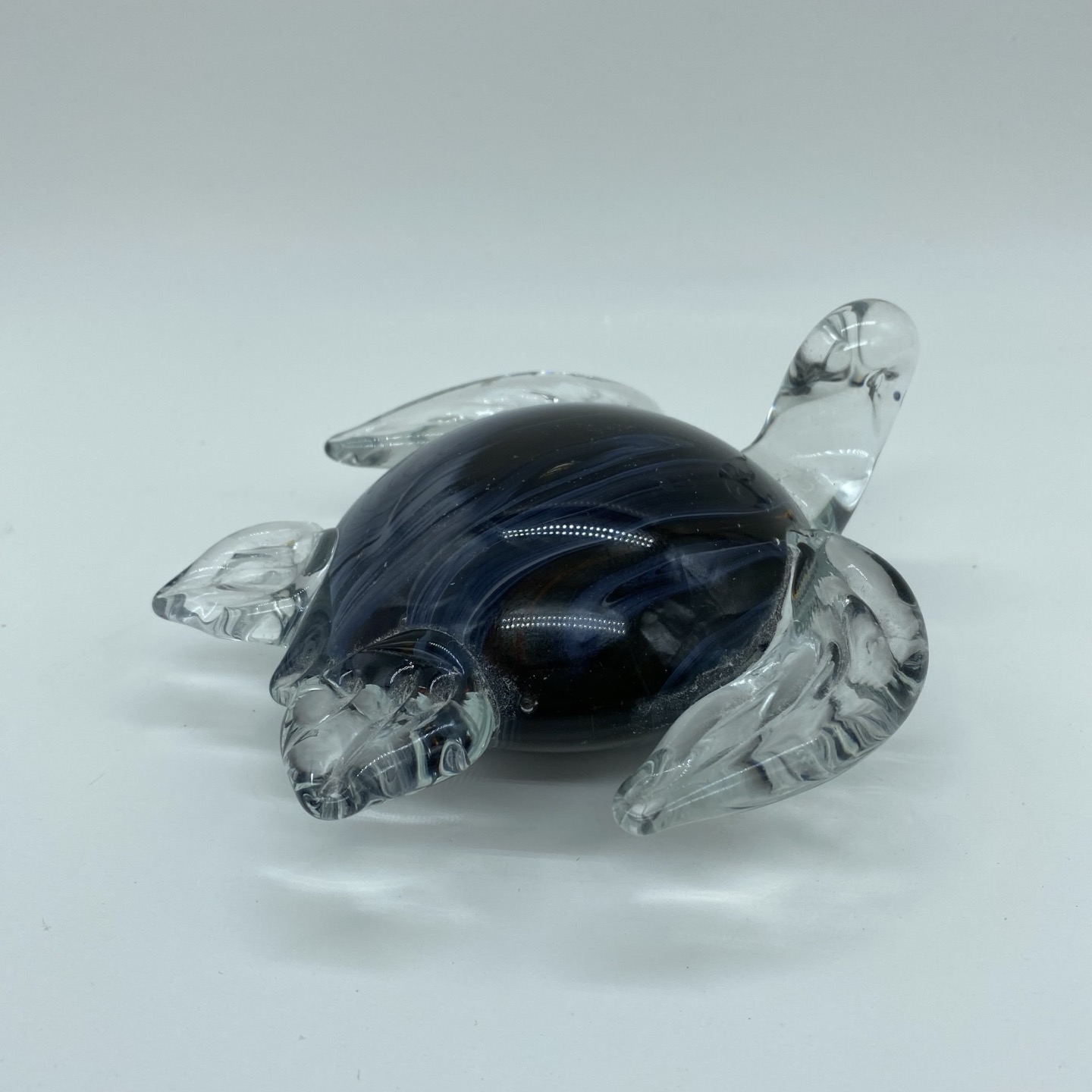 37 Dynasty Gallery Art Glass Sea Turtle Paper Weight Clear Black Grey