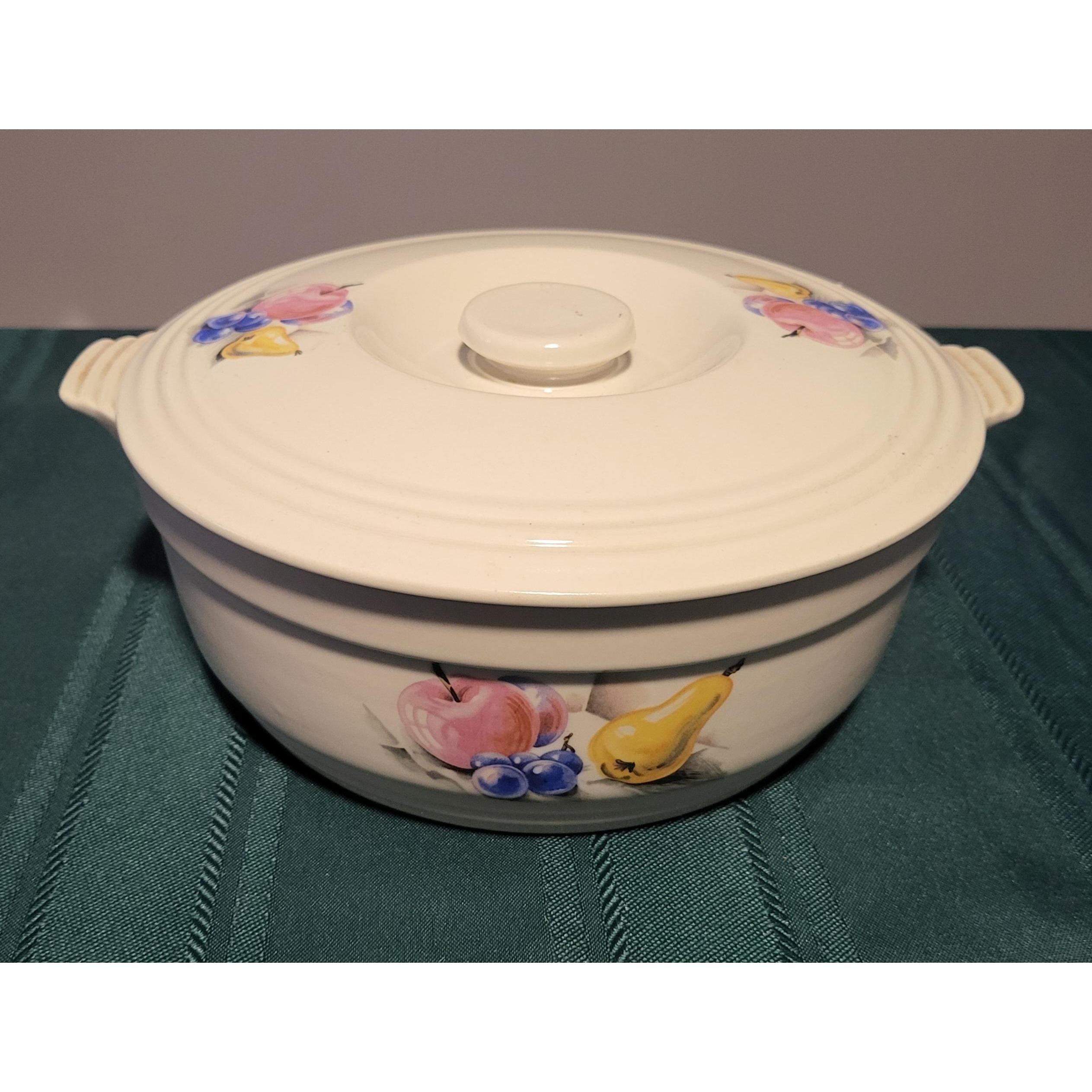 1940s Knowles Utility Ware 9" 2 Qt Casserole Dish with Lid