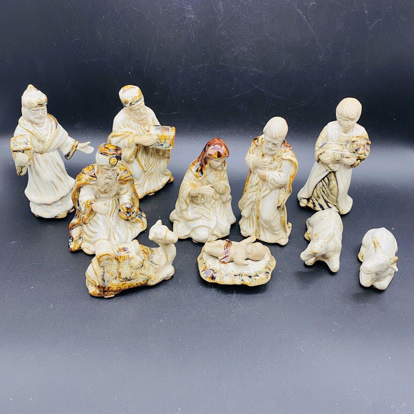 #0851 Glazed Clay Nativity Set 10 piece Holy Family Christmas (Stable ...