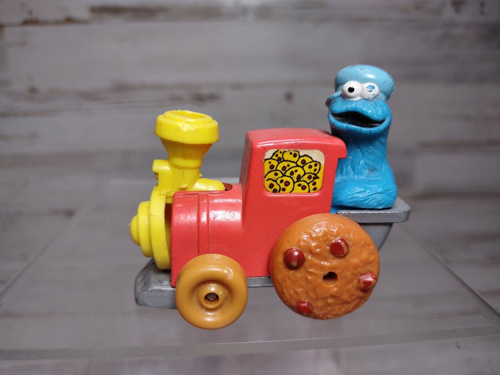 Vintage Playskool Muppets Cookie Monster Train Conductor Rolling Toy 1981