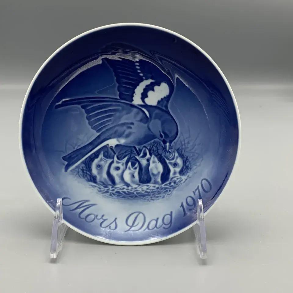 1970 Bing and Grondahl Mother’s Day Plate Birds and Chicks Wildlife Ltd Ed