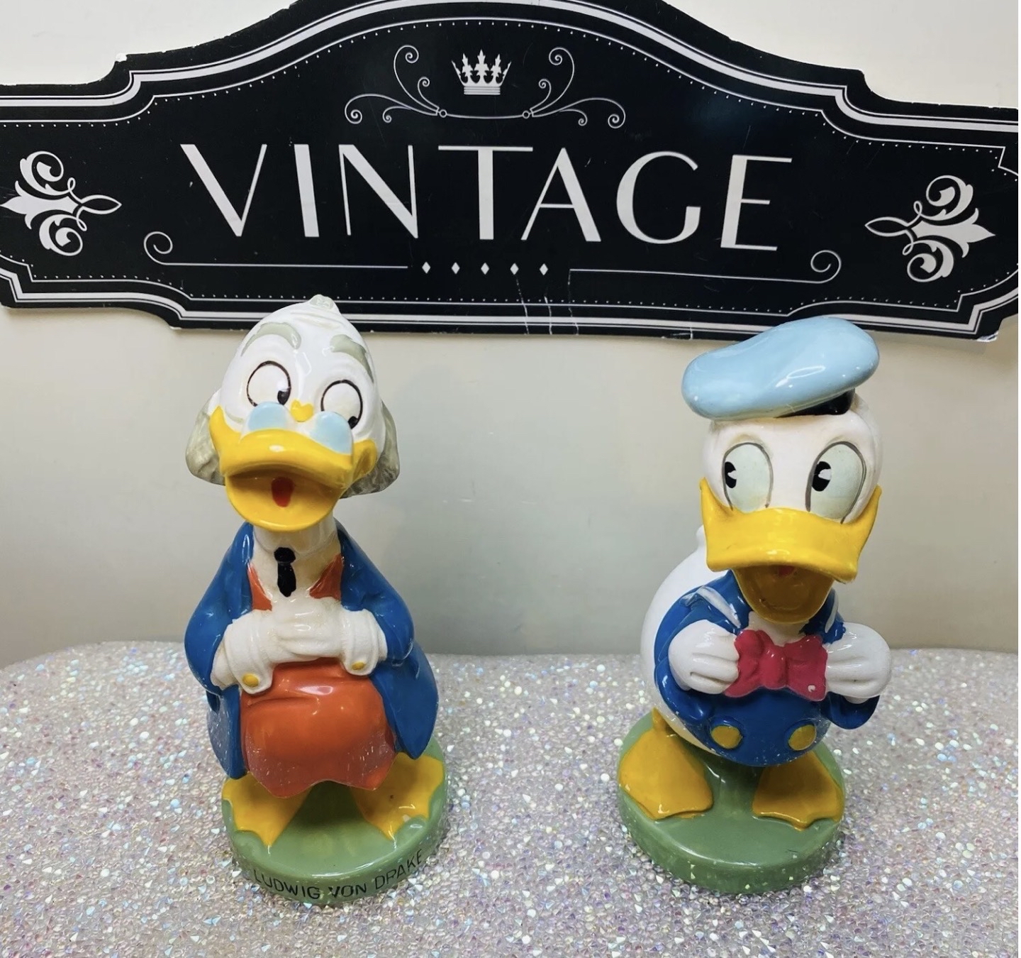 Super Vintage 1961’ Walt Disney Donald Duck & Ludwig Von Drake Salt ...