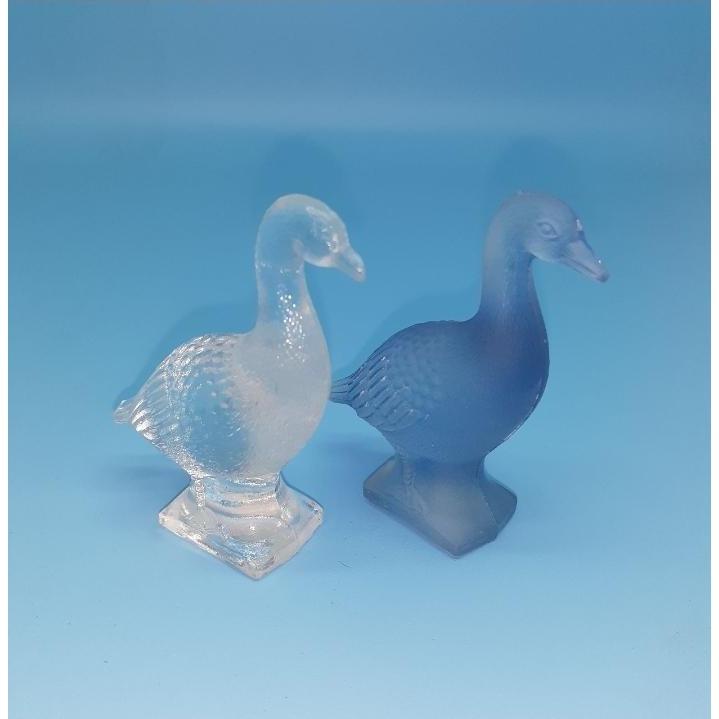 1930s LE Smith miniature glass Ducks blue and clear