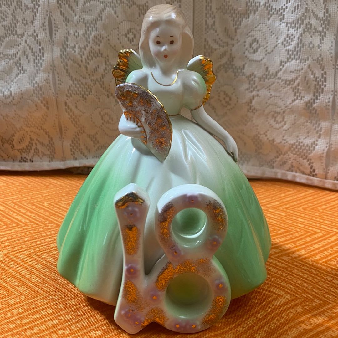 Josef Originals 18 ANGEL Figurine
