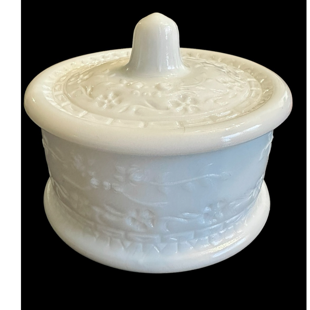 Vintage Akro Agate Small White Milk Glass Lidded Powder Jar