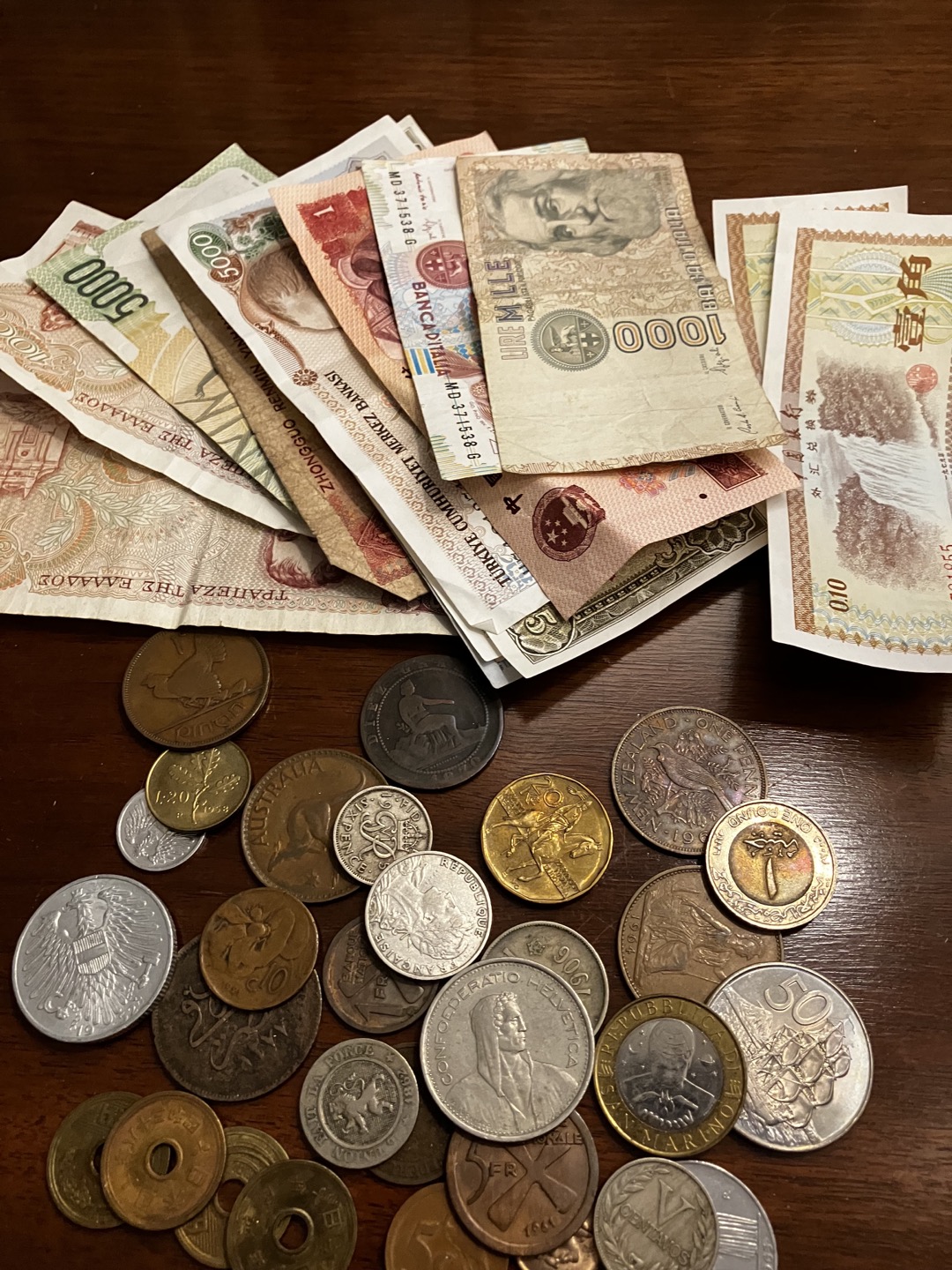 Antique & Vintage World Coin and Notes Lot