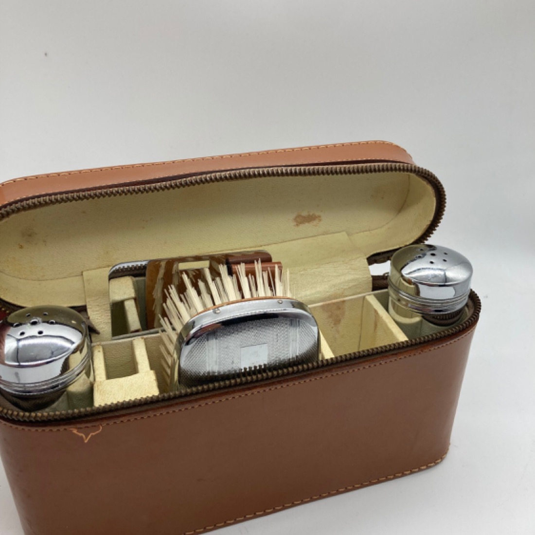 Brown Leather England Mens Travel Kit 6 Pce 1980