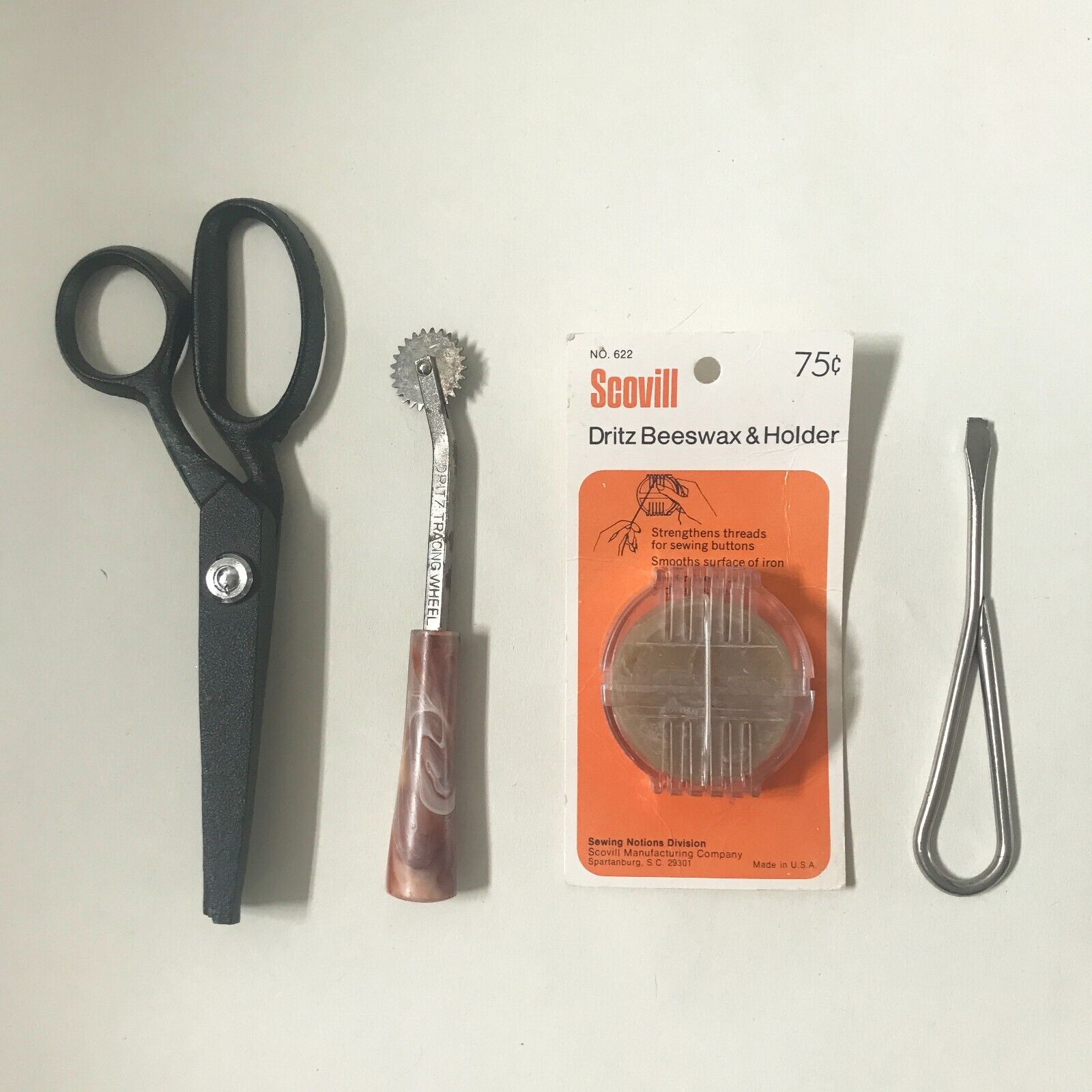 Vintage Sewing Tools Singer Simanco Screwdriver Tracer Pinking Shears ...