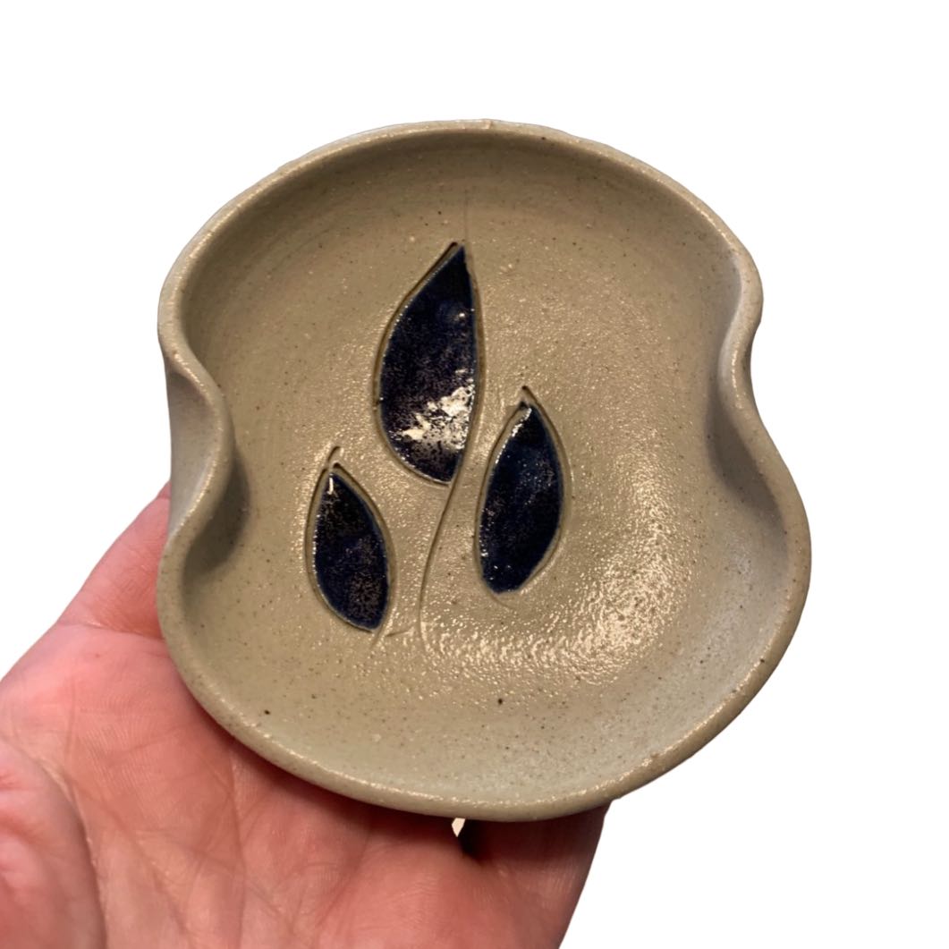 Salt Glaze Pottery Trinket Dish Or Spoon Rest. Marked Williamsburg ...