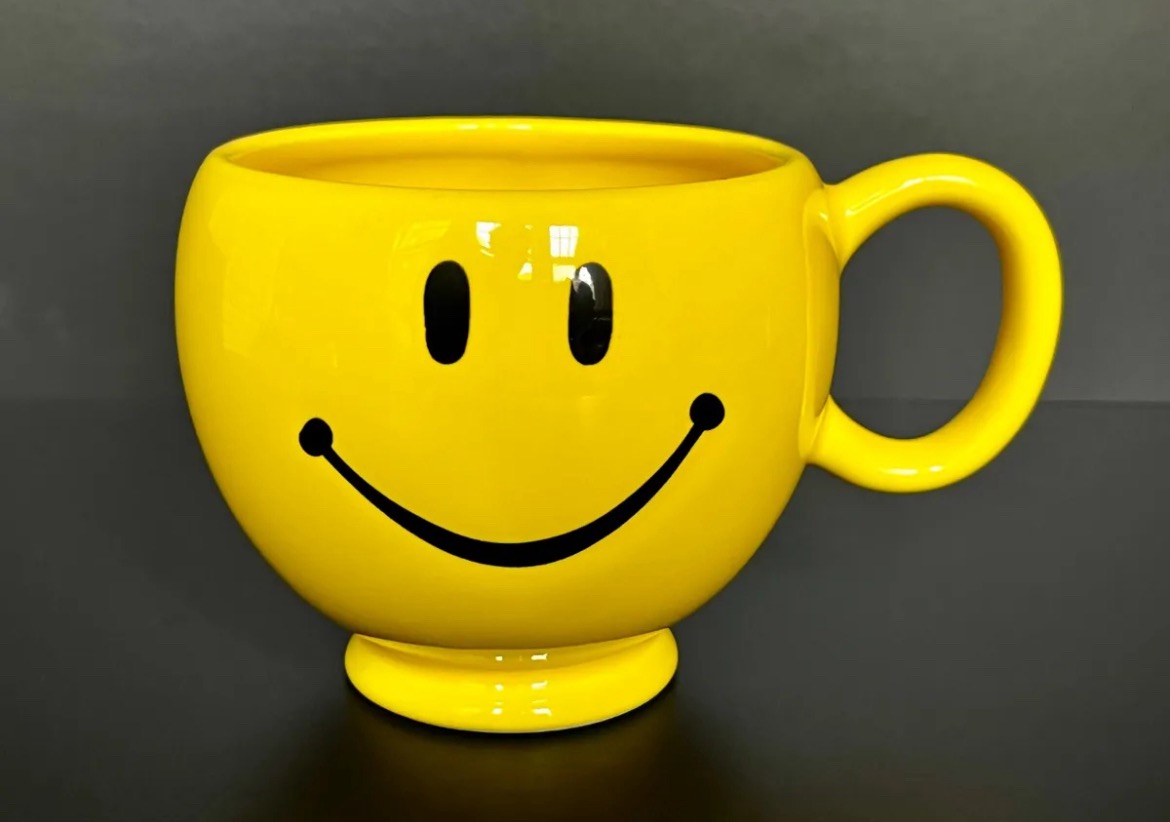 Large TELEFLORA Smiley Face Coffee Mug Planter Yellow Ceramic Happy ...