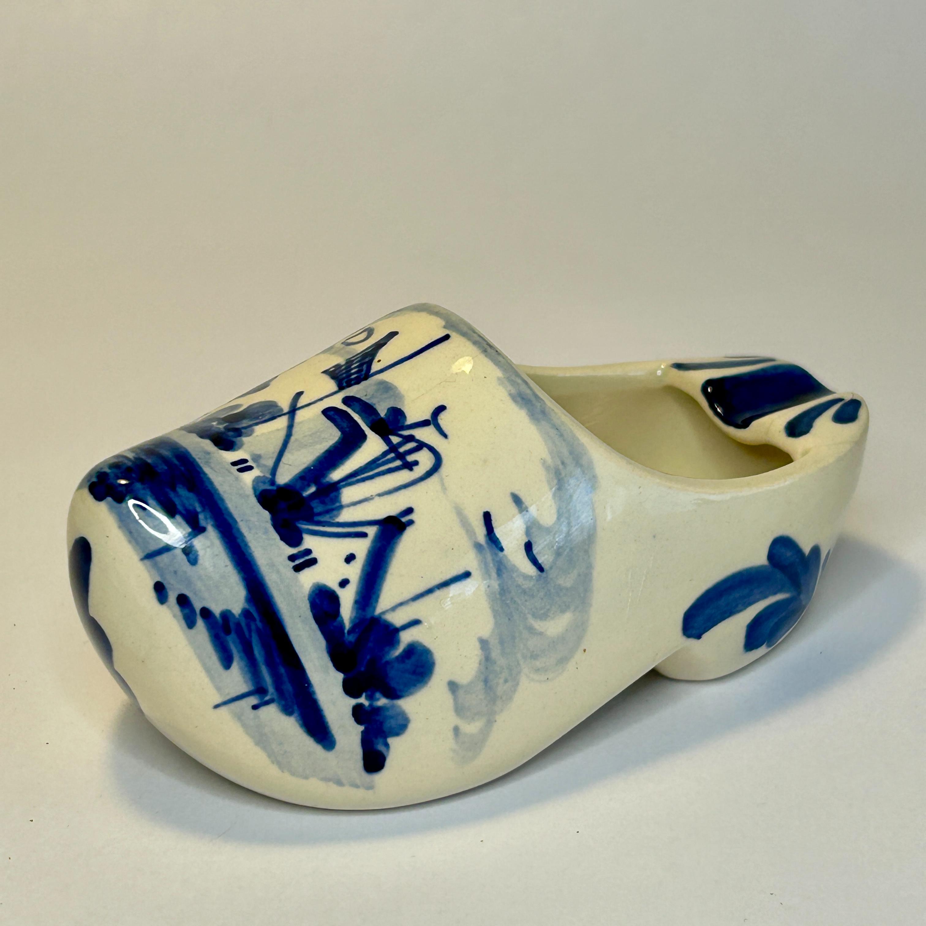 Delft Holland Clog Ashtray Blue White Ceramic Dutch Shoe 4 1/2"