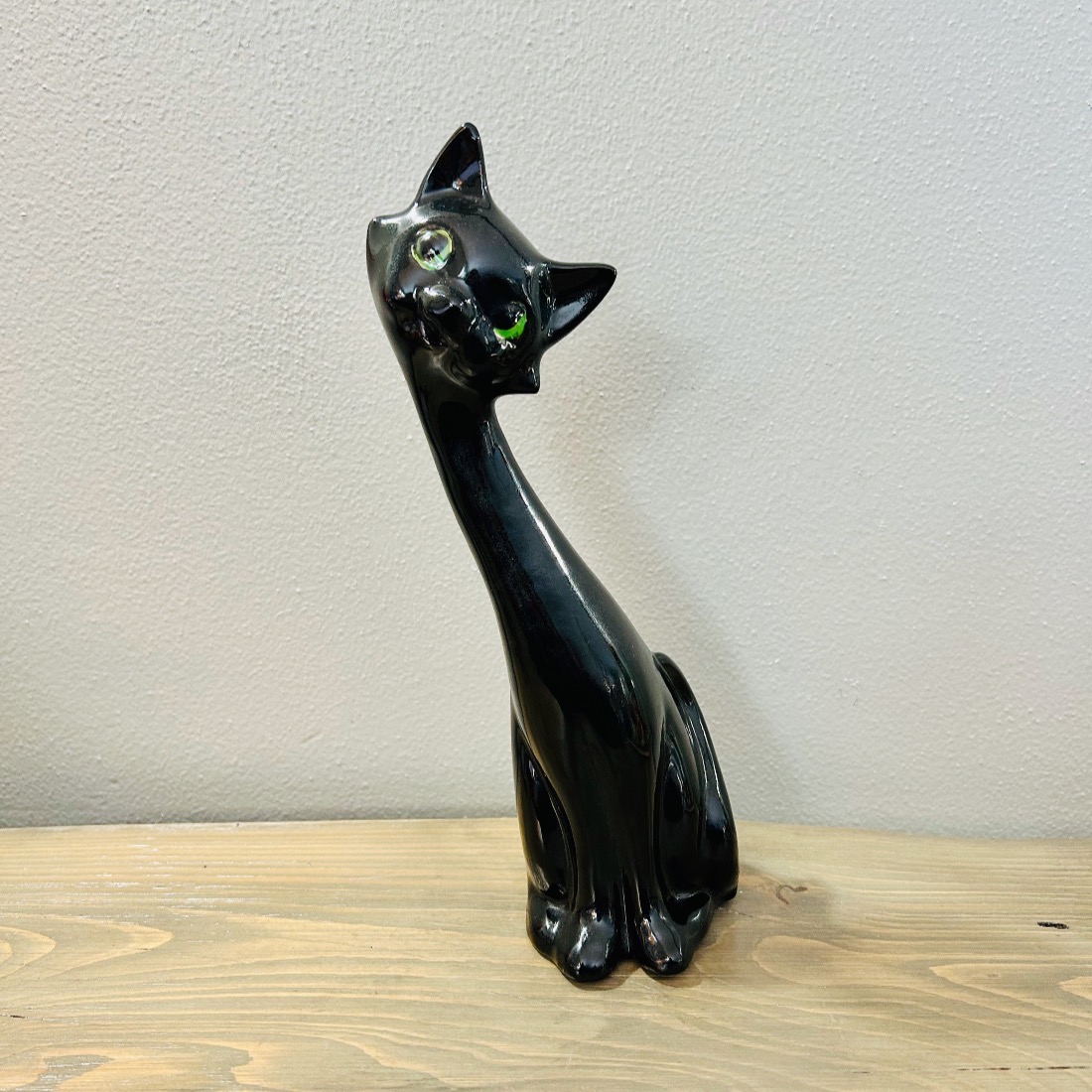 MCM Kitchy Long Neck Green Eyed Black Ceramic Cat