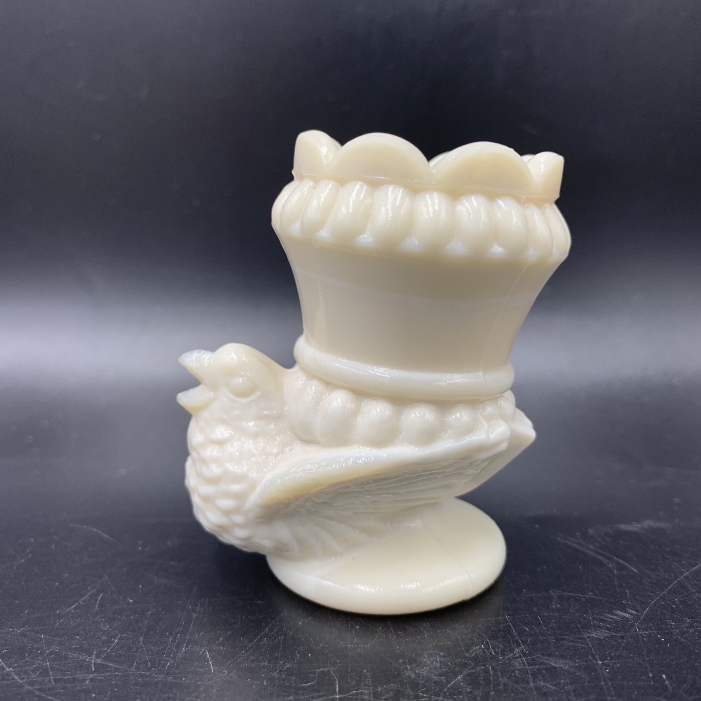 Boyd alacite glass toothpick holder bird sparrow Vintage farmhouse Chic