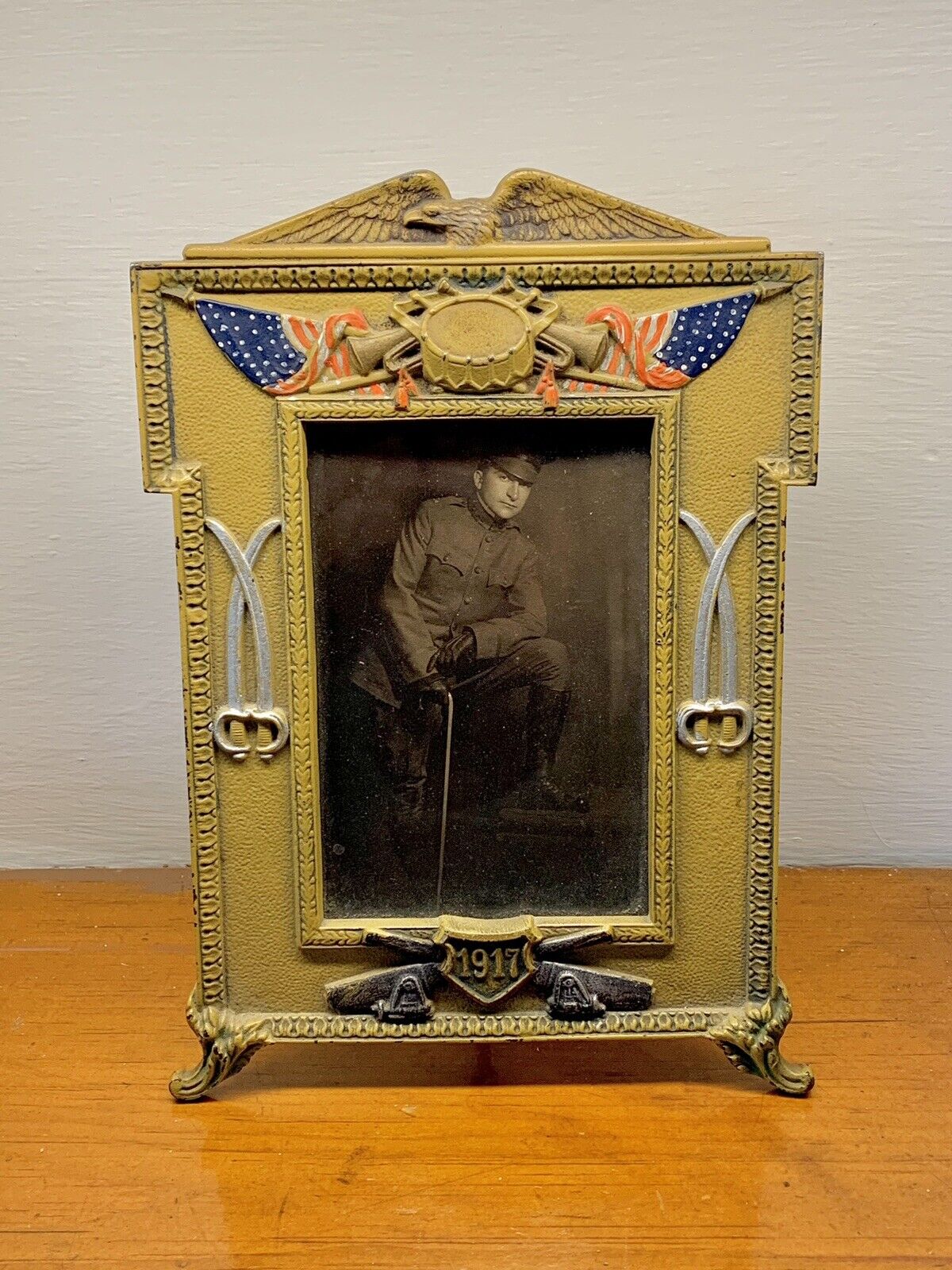 Antique Cast Iron WW1 Military Picture Frame 1917 Eagle US Flags With ...