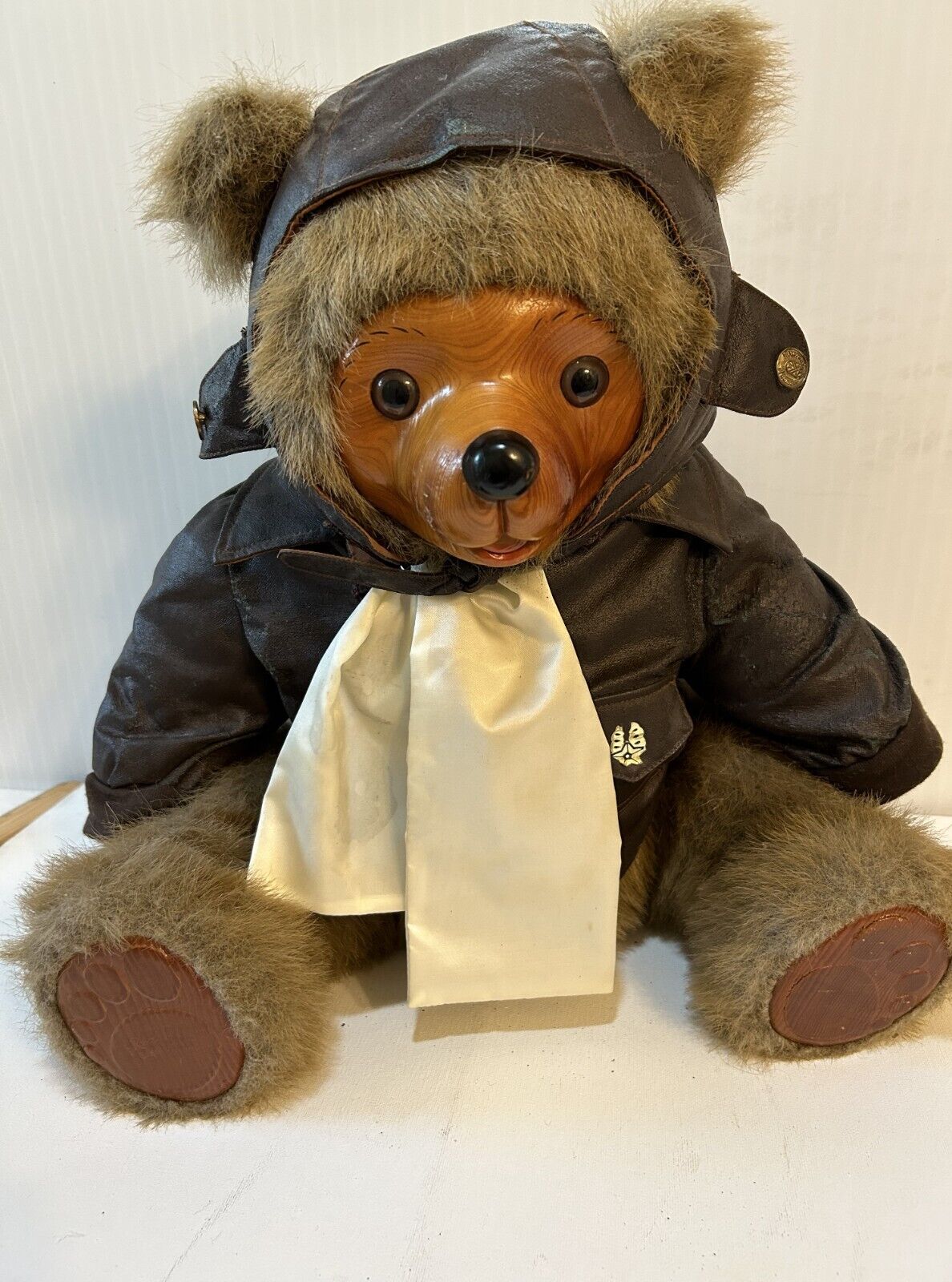 Vintage 20" Indy the Aviator Pilot Bear by Robert Raikes Bears O260/15000