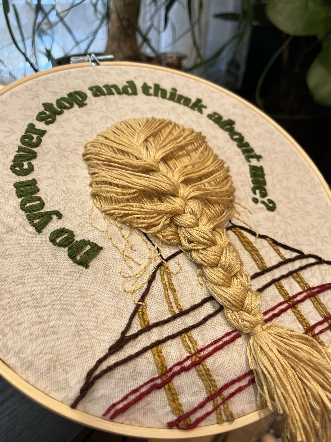 Evermore Braid Hand XL Embroidered Hoop