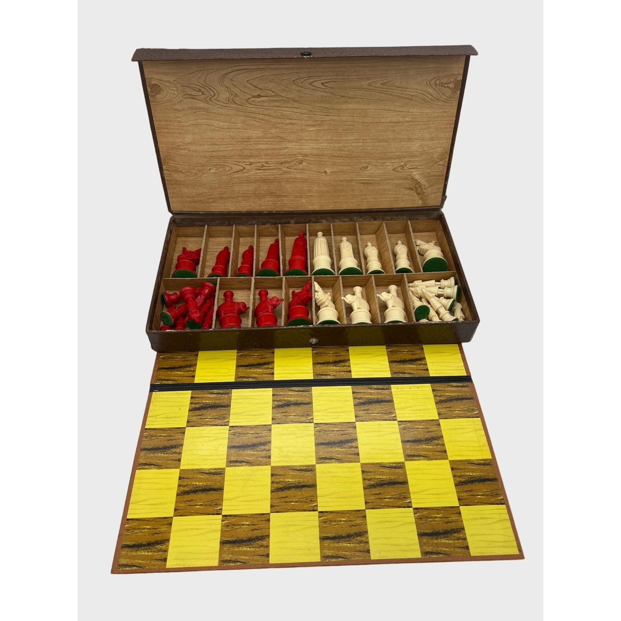 Vintage 1940s Genuine Kingsway Florentine Chess Set 11th Century ...