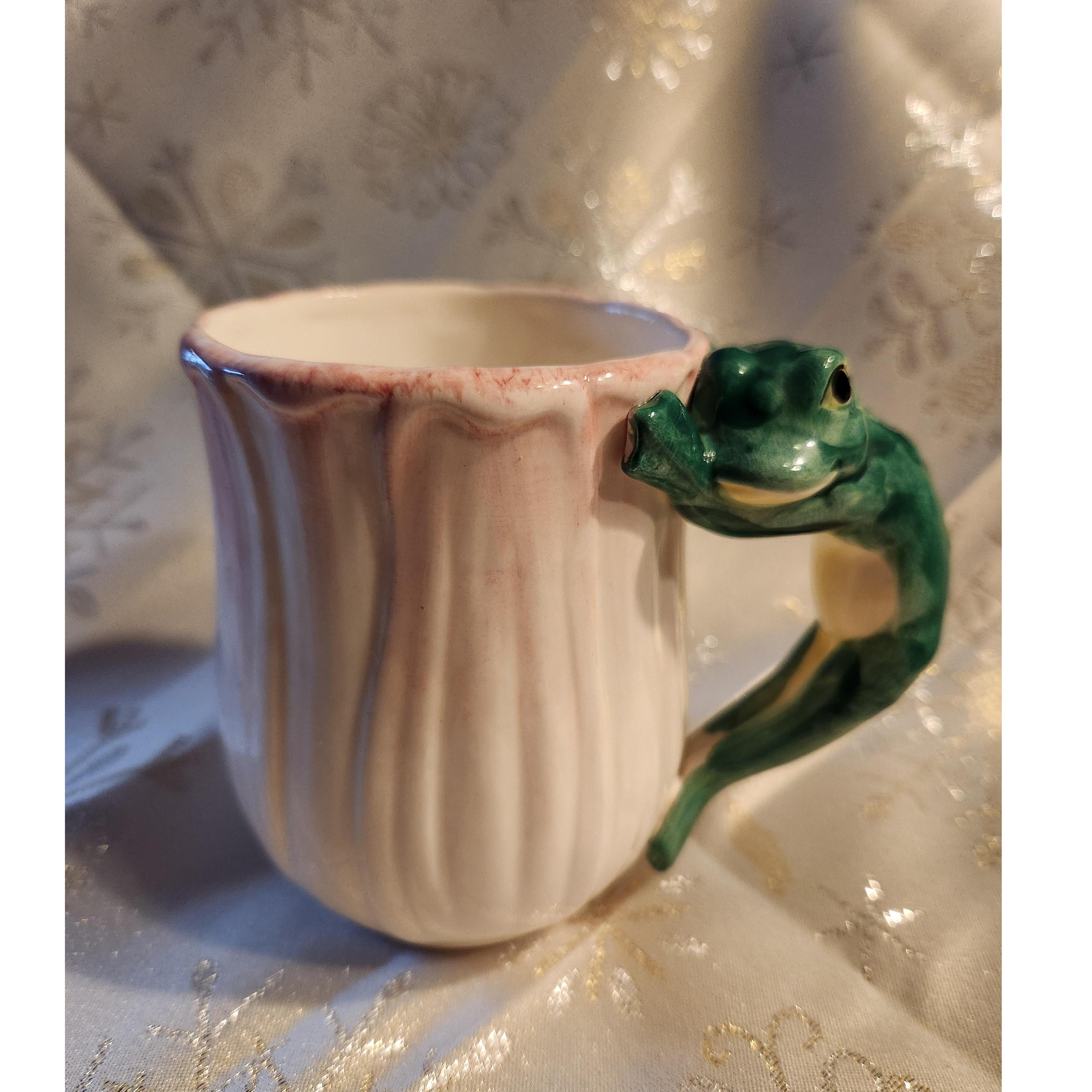Sigma Tastesetter Frog with Water Lily Mug