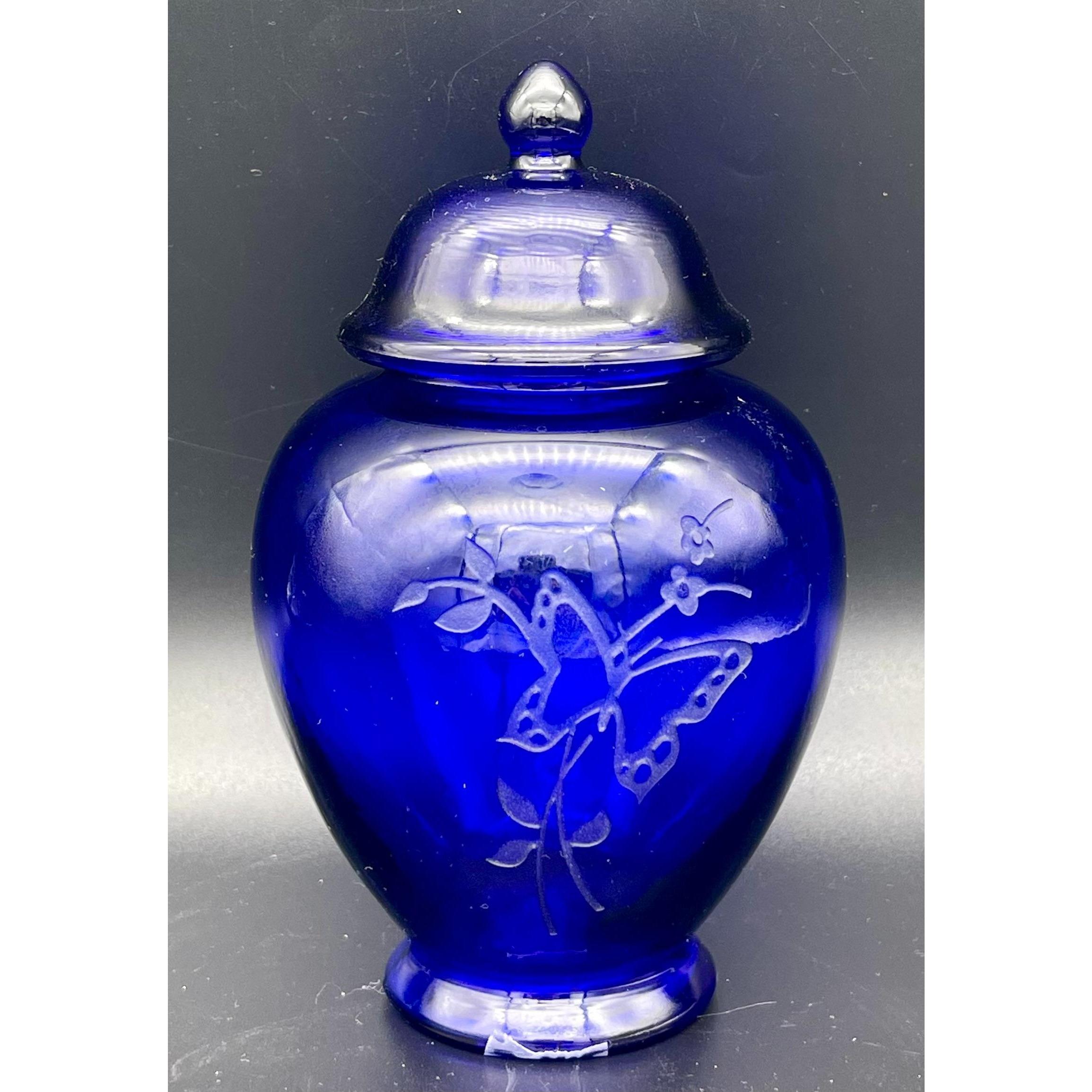 Vintage Fenton Cobalt blue art glass ginger jar. Etched butterfly and ...