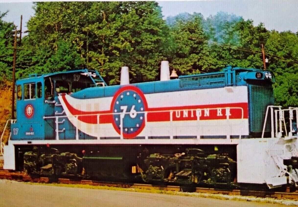 Railroad Postcard Train Locomotive Union Number 17 Patriotic Red White ...