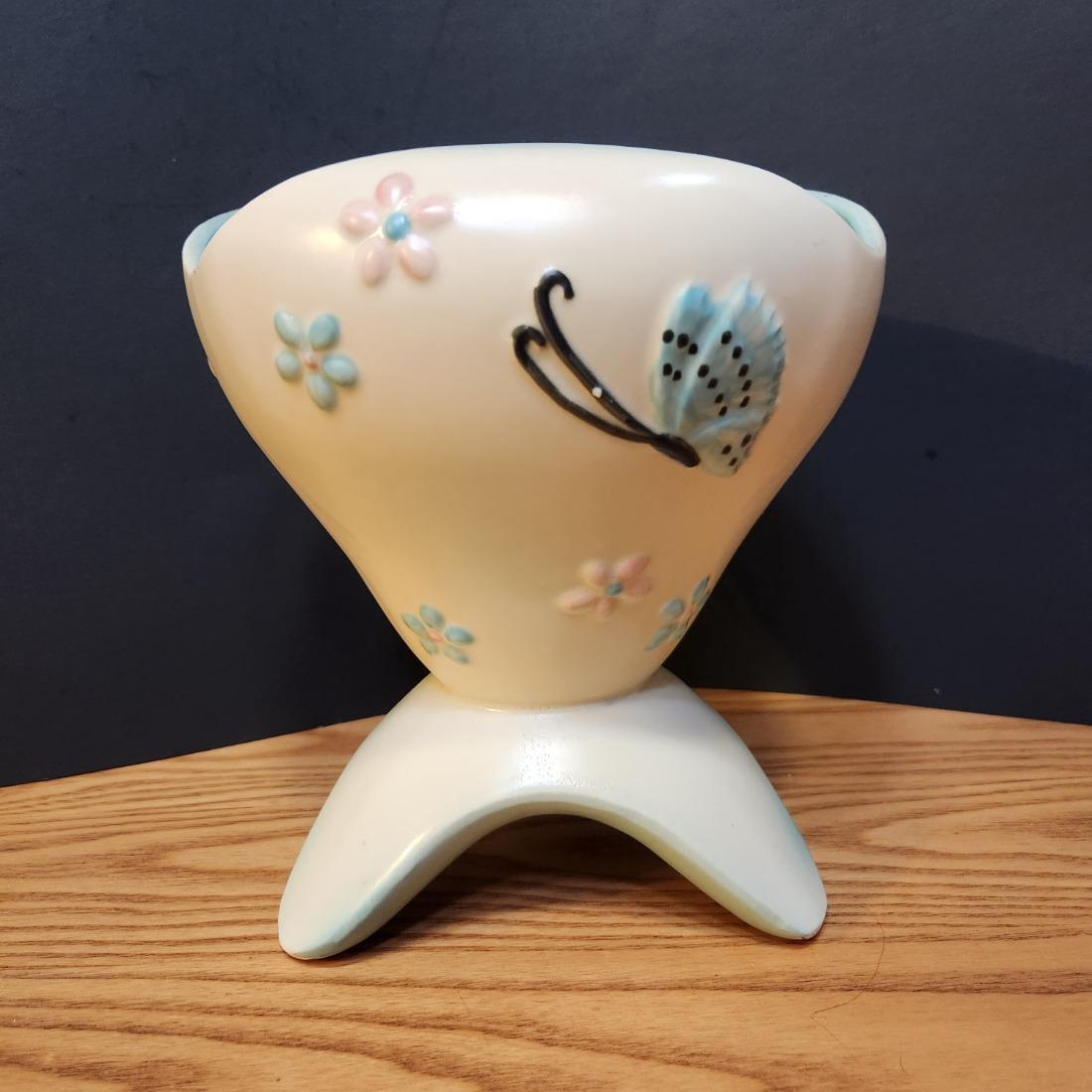 Vintage Hull Pottery Vase B10 Butterfly Three legged Footed Planter ...