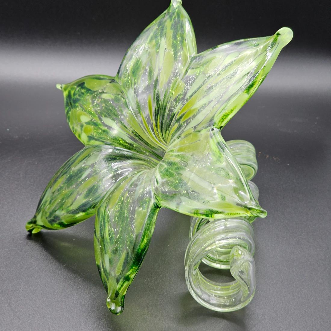Art Glass Hand Blown Green Flower With Swirly Stem