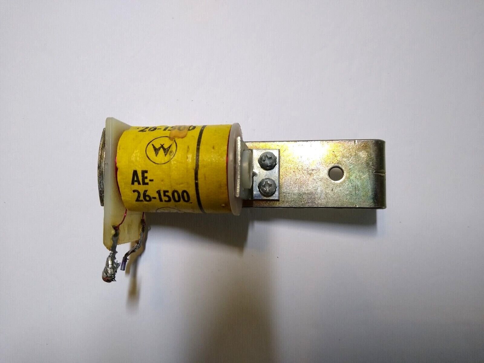 Pinball Machine Coil AE-26-1500 Solenoid Plunger Ball Kicker Unit Used Game