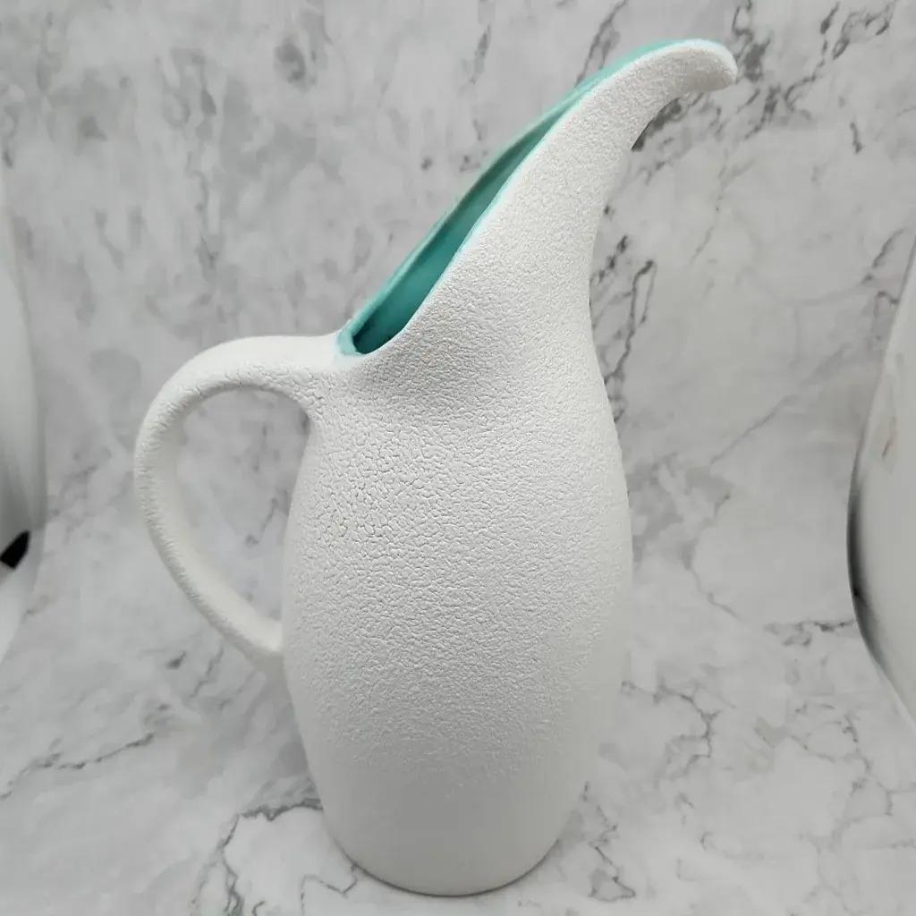 MCM Royal Haeger White and Turquoise Textured Pottery Vase RG42, USA