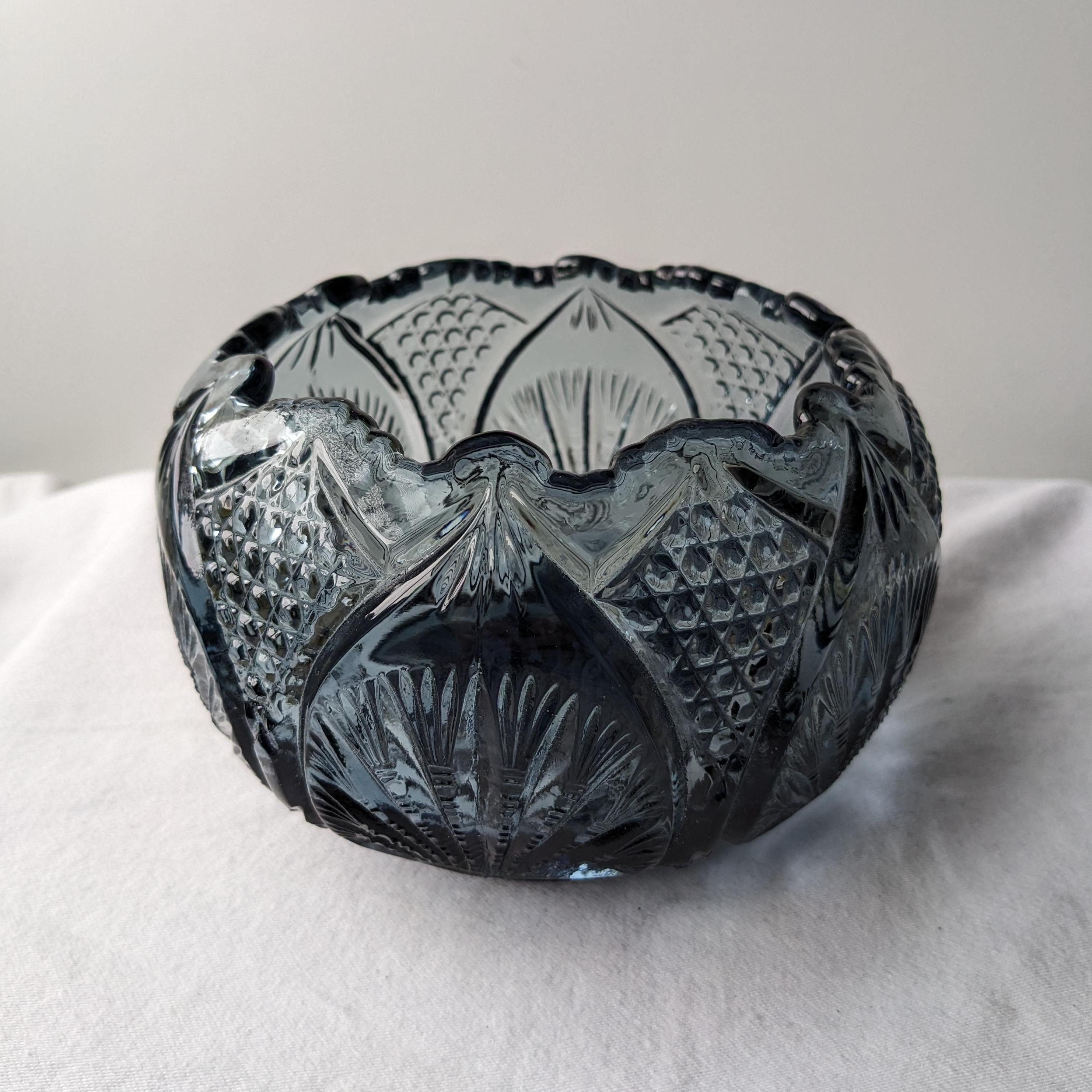 Vintage Fenton Signed Regency Federal Blue Rose Bowl