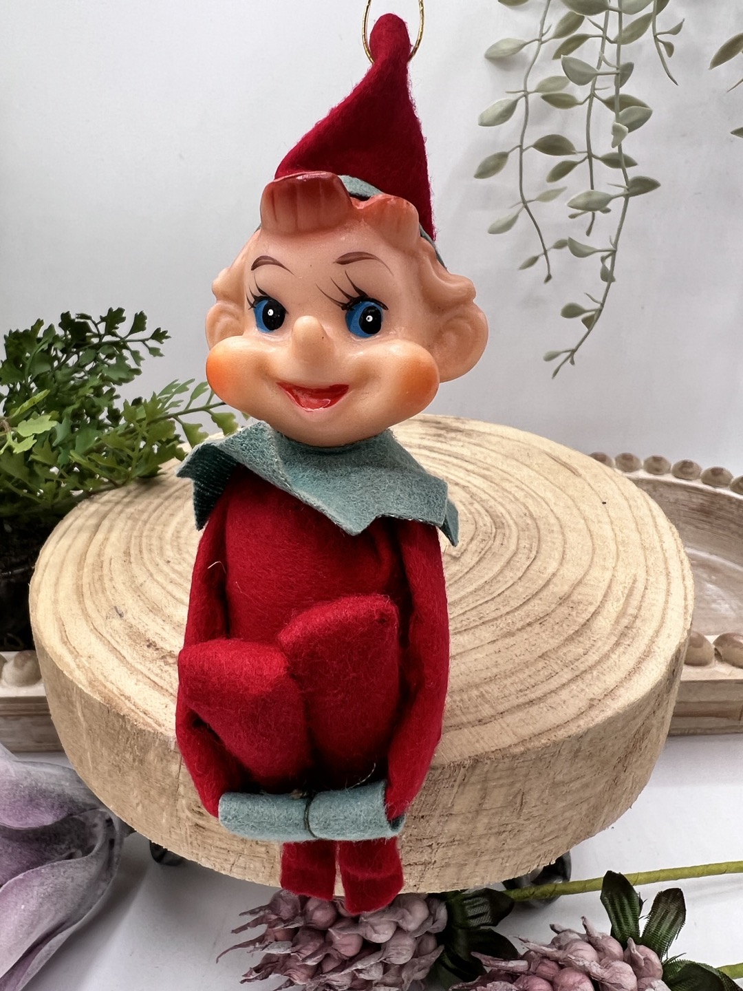Vintage Christmas Knee Hugger Elf Made In Japan