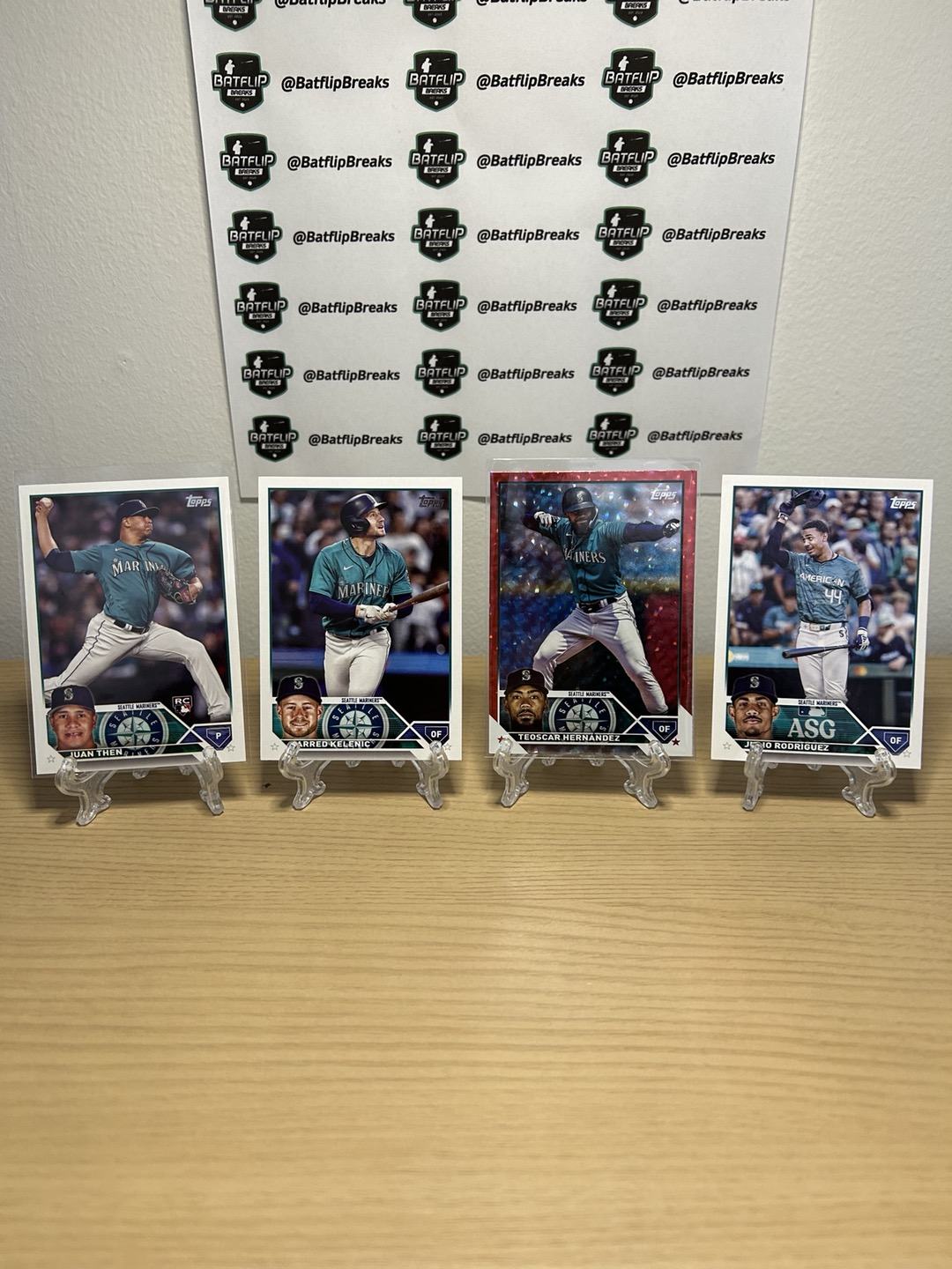 Seattle Mariners Stack 2023 Topps Update Jumbo 11/12 Unclaimed Rip!