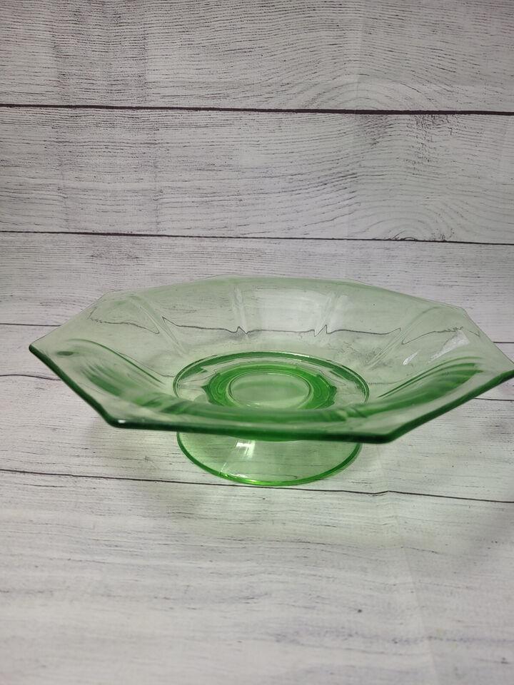 Shallow Uranium Glass Fruit Bowl Depression Vaseline Glass Dish