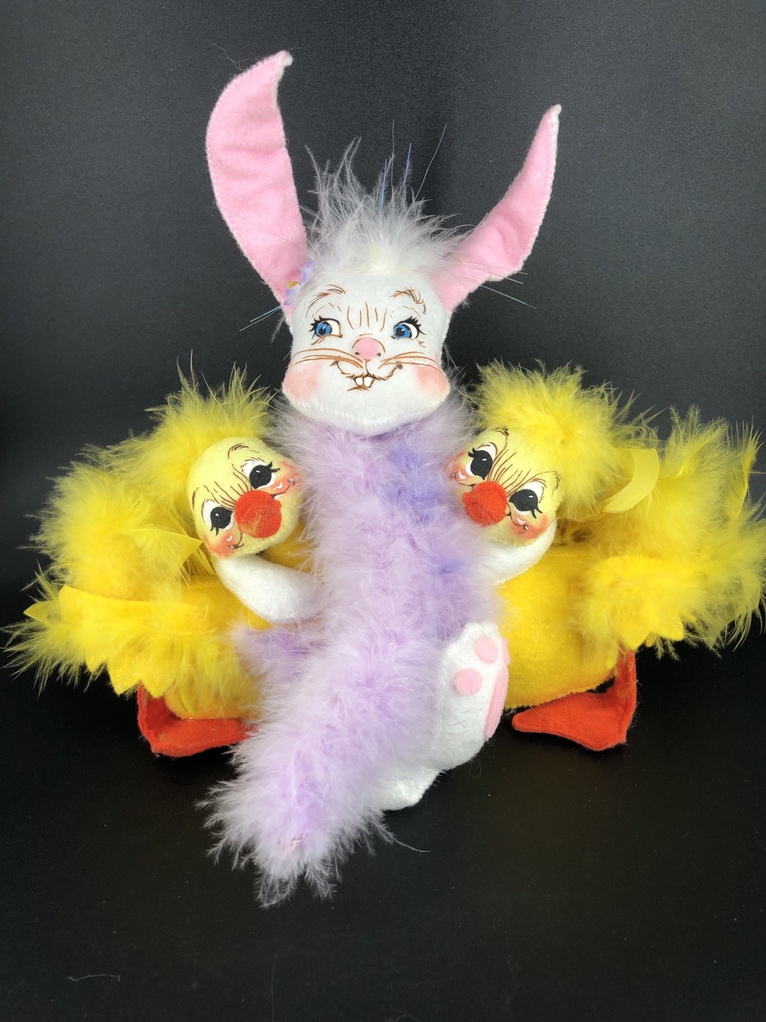 Annalee Doll 2006 Easter Doll A Bunch of Bunny Hugs with Ducks