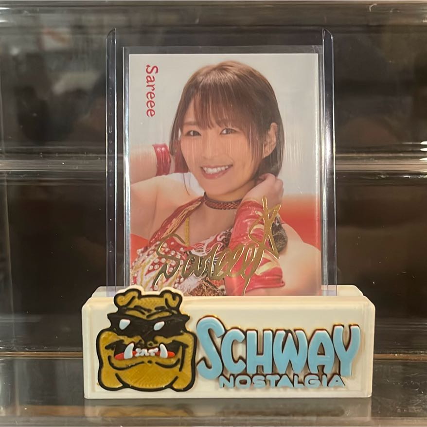 Sareee BBM AMBITIOUS 2023 Gold Foil Printed Auto Japanese Wrestling Card