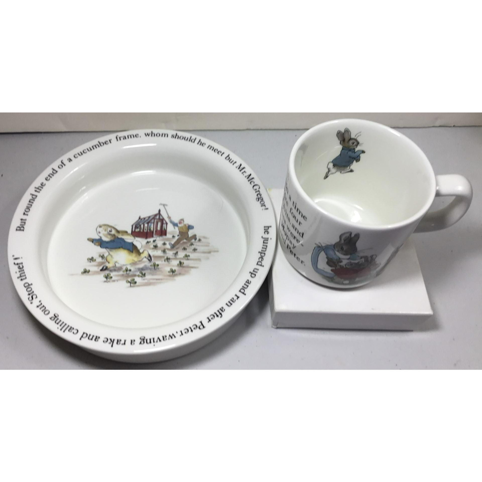 Very cute Wedgwood Peter Rabbit toddler nursery set, bowl and cup, ceramic