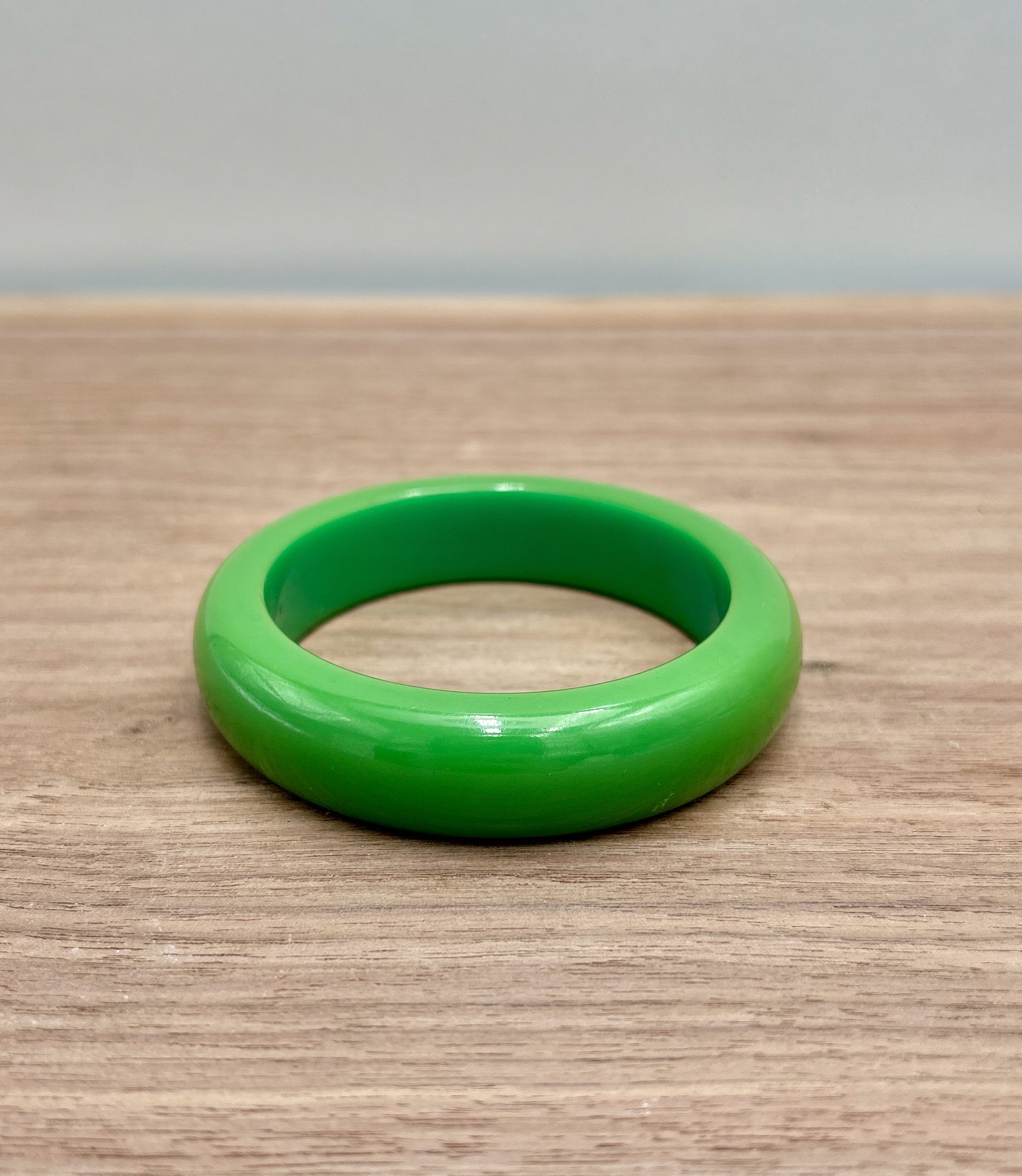 Bright Green Thick Rounded Edge Bakelite Bangle