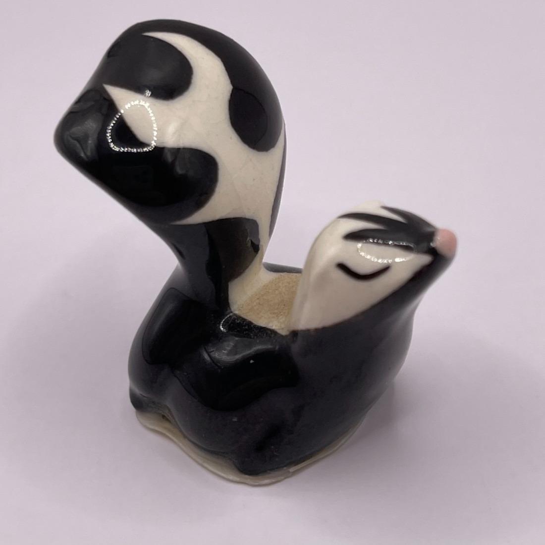 Mini Hagen Renaker Skunk Figurine