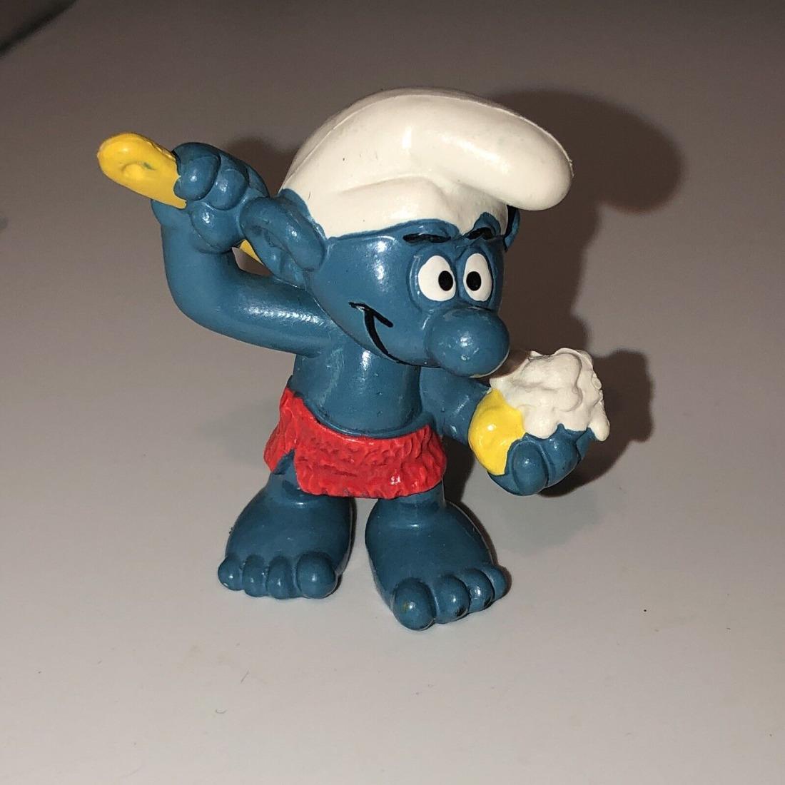 PEYO SCHLEICH VTG SMURF PVC FIGURE W / Back Scrubber