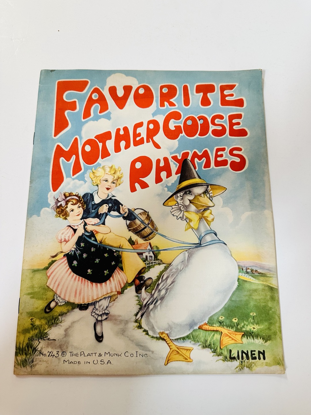 1937 Linen Mother goose rhymes Book